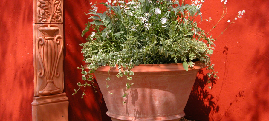 Handmade British Frostproof Flowerpots | Whichford Pottery